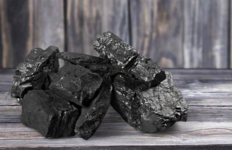 Pros and Cons of Various Types of Solid Fuel for Boilers: Coal and Peat