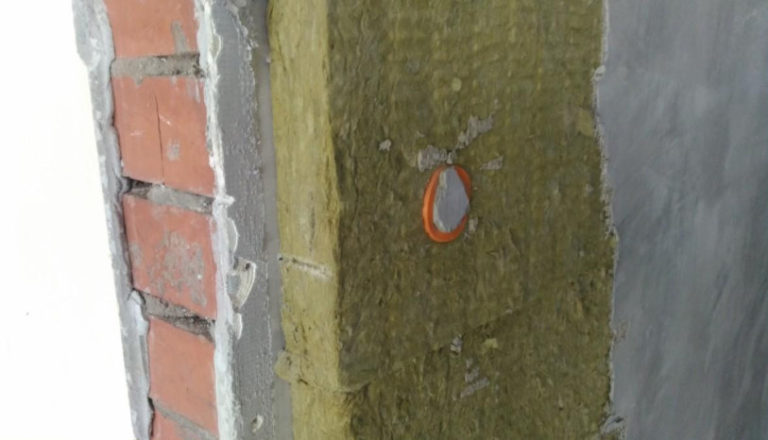 Cold Bridges in Country Houses: Typical Cases