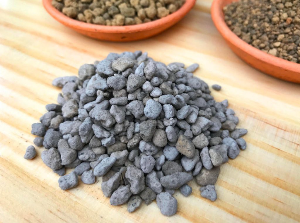 What Is What: a Brief Overview Of Substrates And Additives For Garden ...