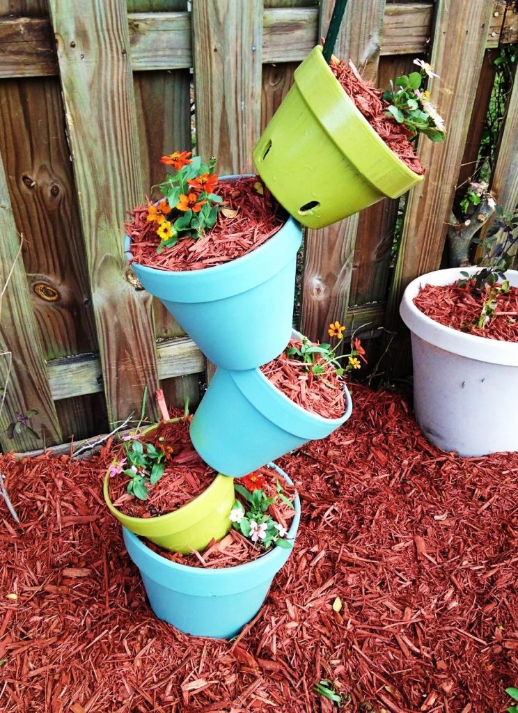 4 Best Ideas for Using Old Clay Pots