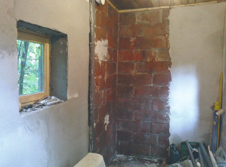 How To Plaster Walls With Your Own Hands: a Simple Guide For Beginners