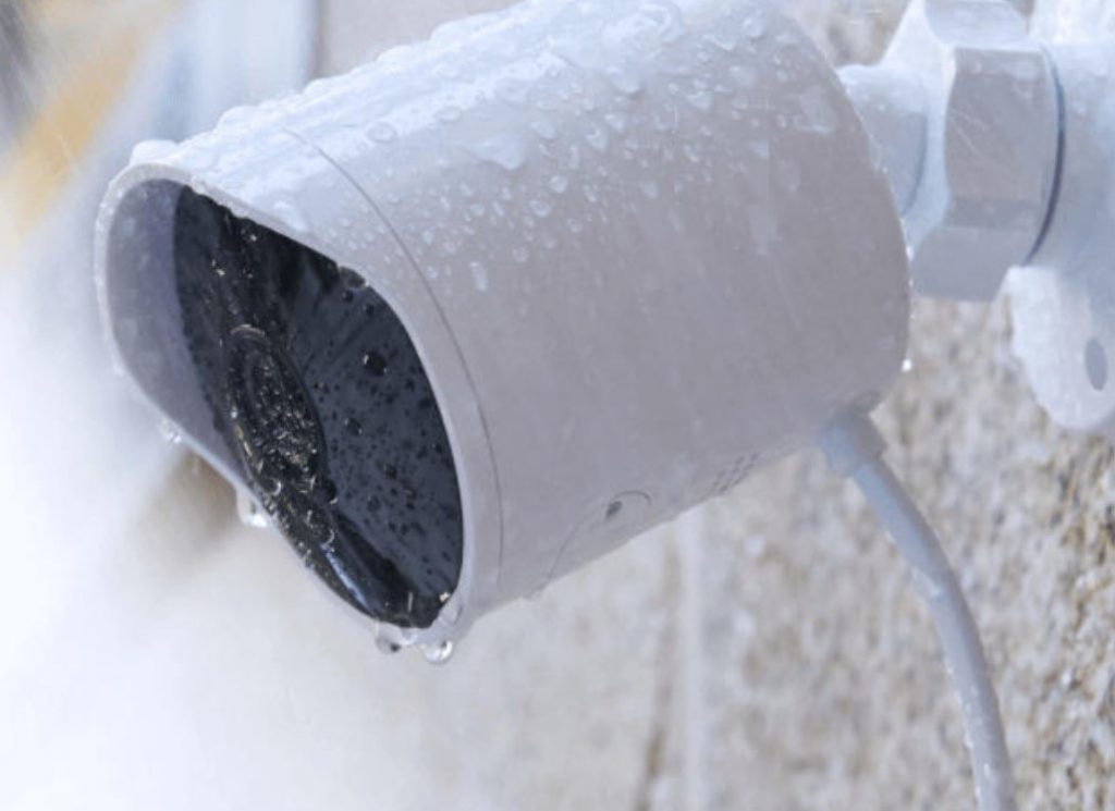 Five Available Ways To Protect a Country House From Intruders