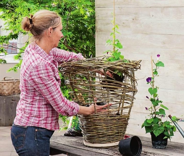 Weaving From Twigs: Garden Planters And An Obelisk With Your Own Hands