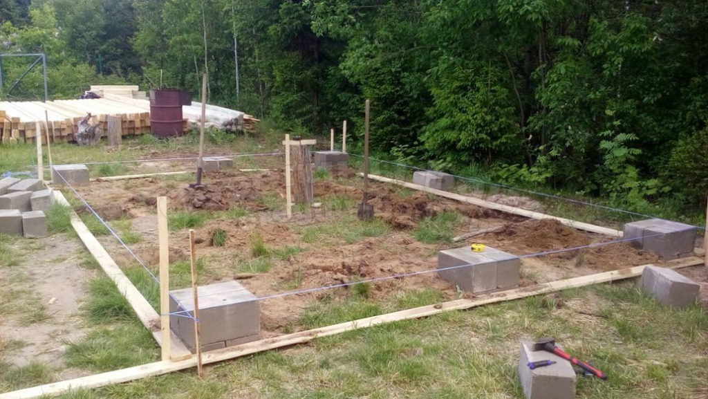 Light Foundation For a Frame House