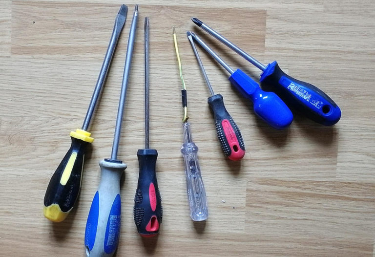 Essential Tools That Should Be In Every Home